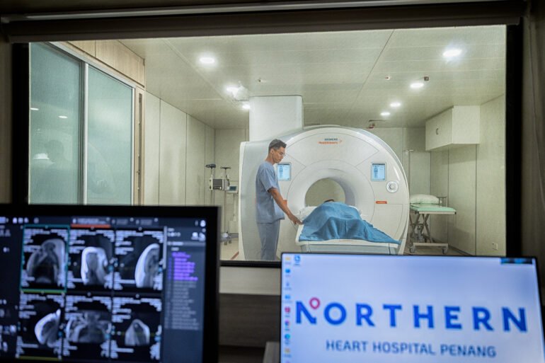 Cardiac MRI vs. CT Scan: Which is Better for Heart Imaging? | Northern ...